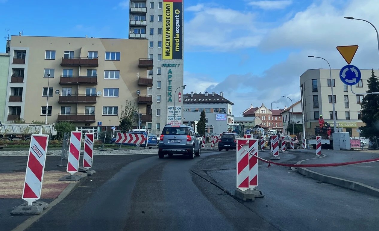 Rondo przy ZUS udostępnione kierowcom | Rzeszów | Aktualności | RESinet